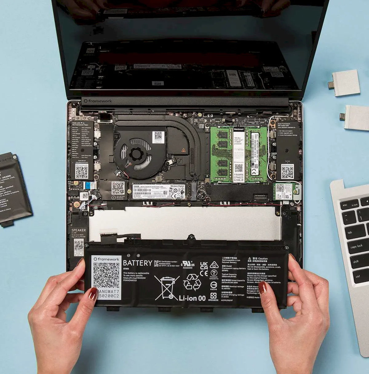 Framework traz placas-mãe Intel raptor lake ou amd ryzen Phoenix